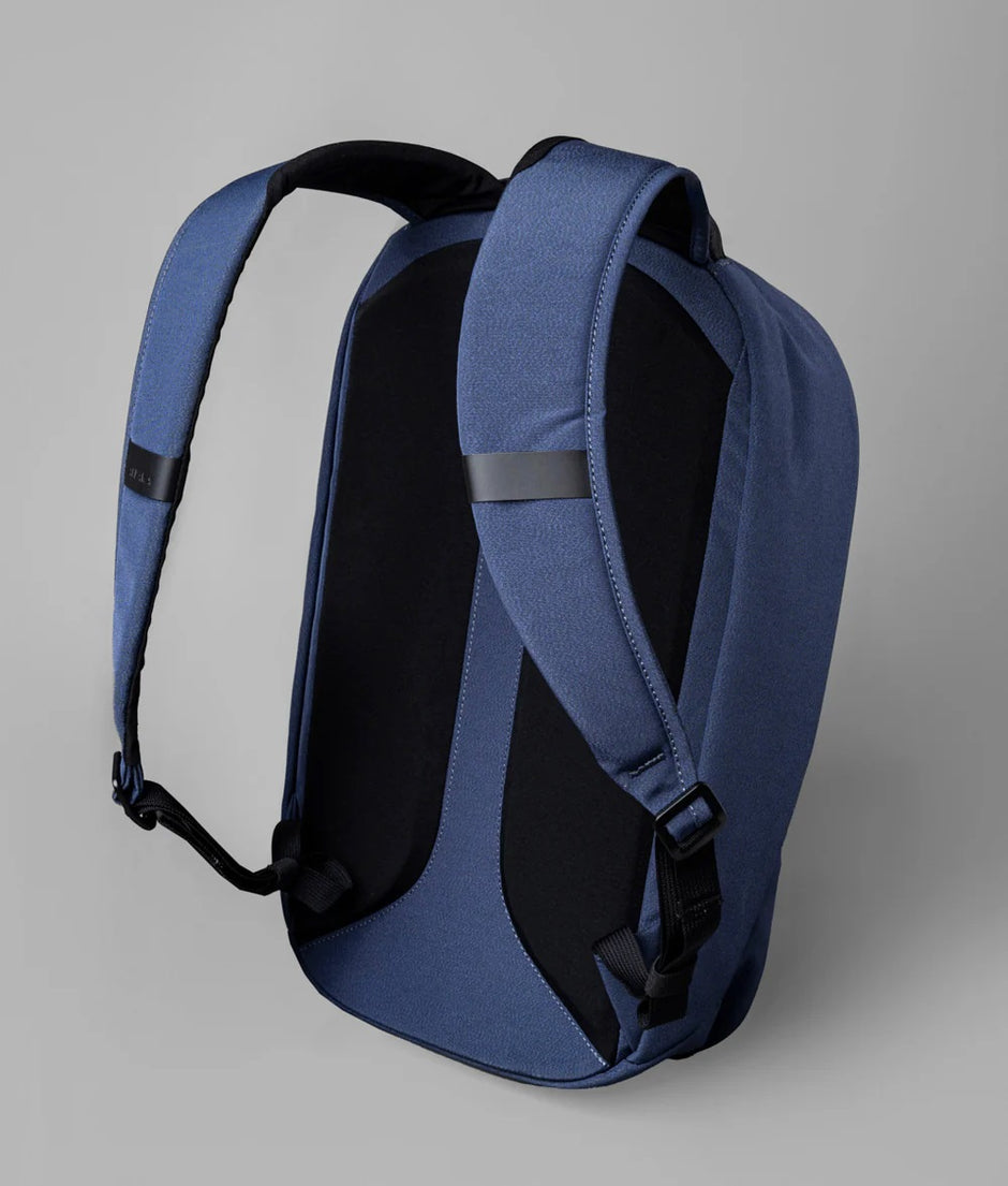 Metro Backpack Pro - Water-resistant Nylon | Alpaka
