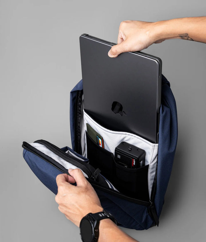 Metro Backpack Pro - Water-resistant Nylon | Alpaka