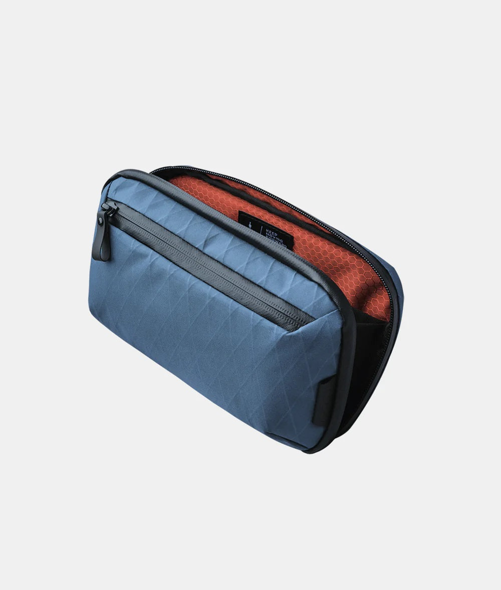 Elements Tech Case Mini ECO RX30 - Sustainable Tech Organizer | Alpaka