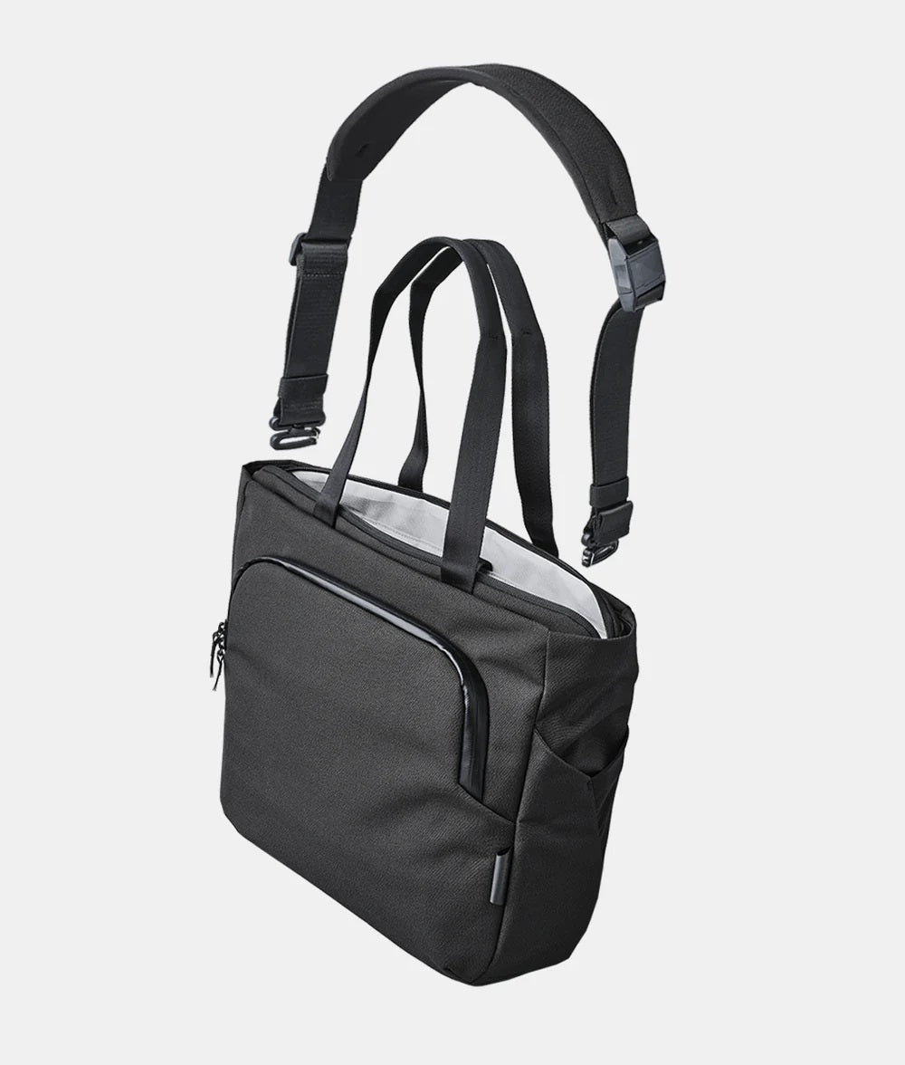 Alpaka Bags: For the Modern Adventurer