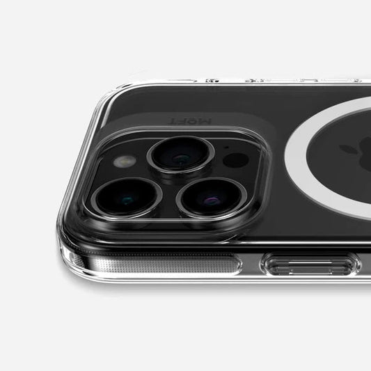 MOFT Snap Case for iPhone 15 - MagSafe-Enhanced